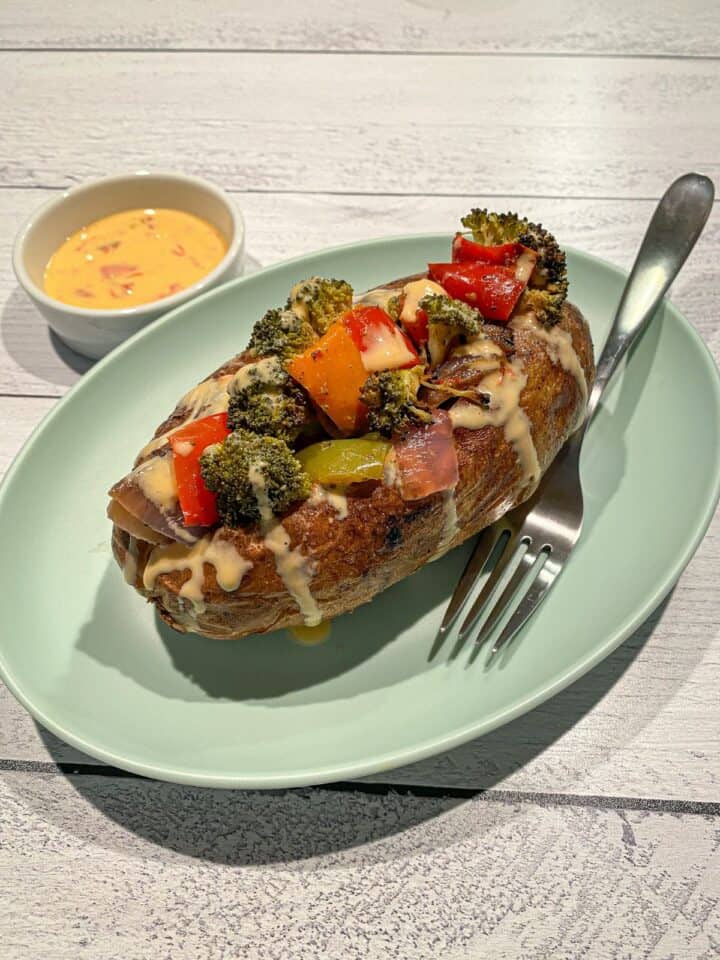 Loaded Vegetarian Baked Potato - Happy Honey Kitchen