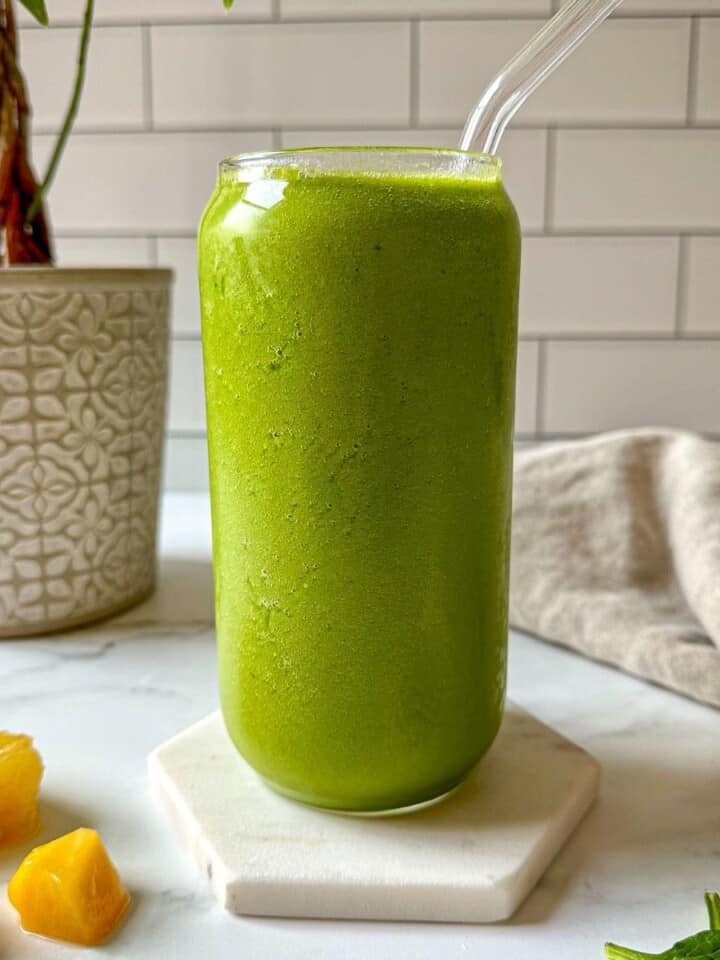 Bahama Mama Smoothie (Tropical Smoothie Cafe Copycat) - Happy Honey Kitchen